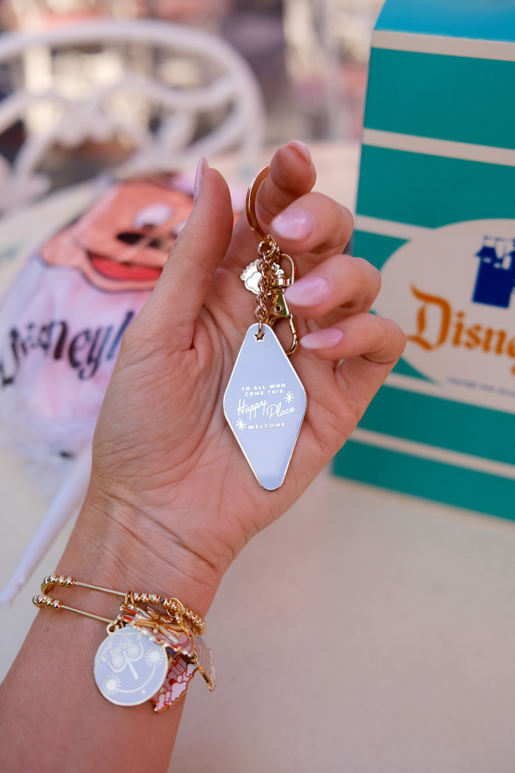 Keys to my Castle California Motel Keychain – GrapeSodaClub